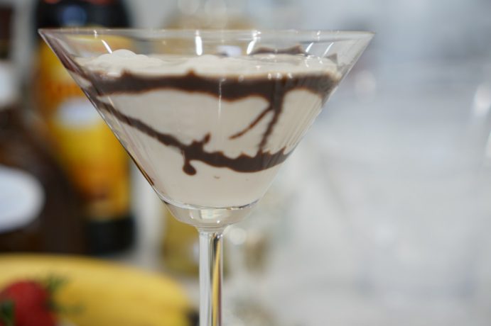 Fuzzy Friday: Banana Split Cocktails - The OP Life